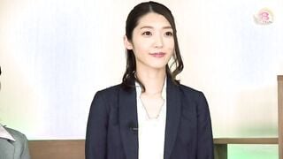 SDDE-553 トビジオっ！NEWS 本番中、ずっと潮吹きっぱなし・失禁しても平然と原稿を読み上げる女子アナ